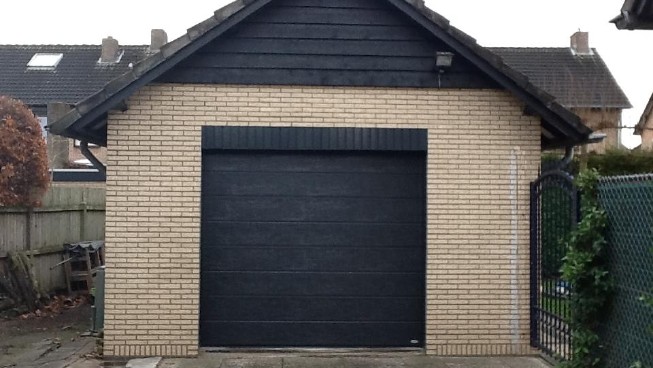 MATHPEETERS - Sectionaaldeuren